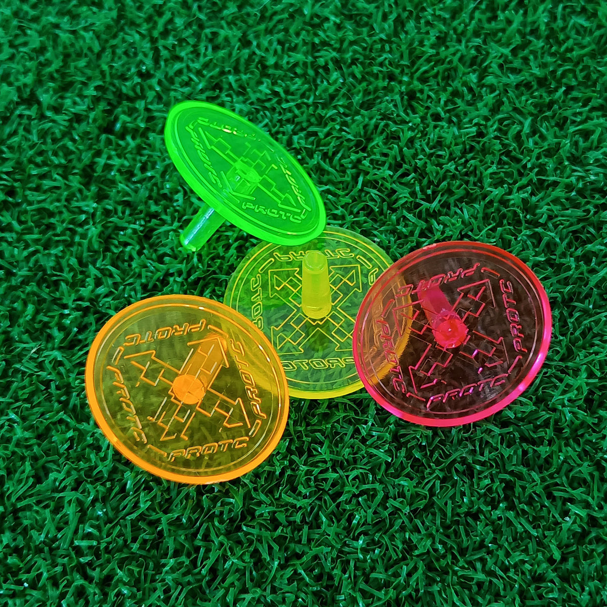 HIGHLIGHT GOLF PIN MARKER 4個入り（各色1個） – PROTOCONCEPT（ゴルフクラブランド） プロトコンセプト ...